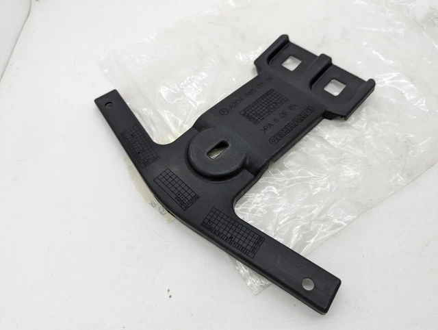 GENUINE MERCEDES BENZ W204 C-class AMG Front Grille Support Bracket ...
