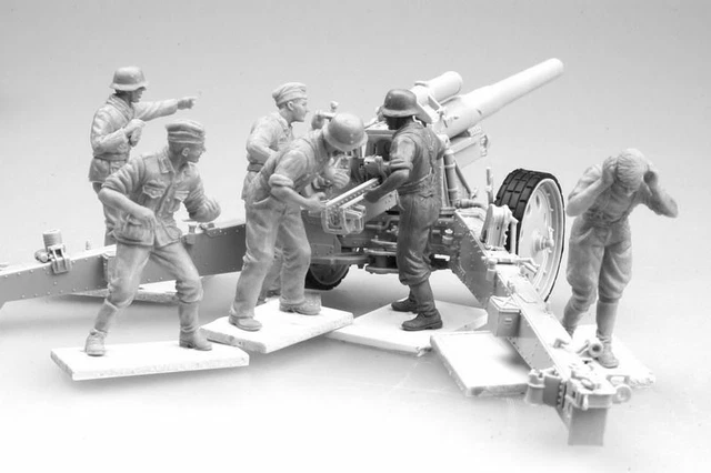TRUMPETER 00425 - 1:35 German Field Howitzer Gun Crew on firing - Neu ...