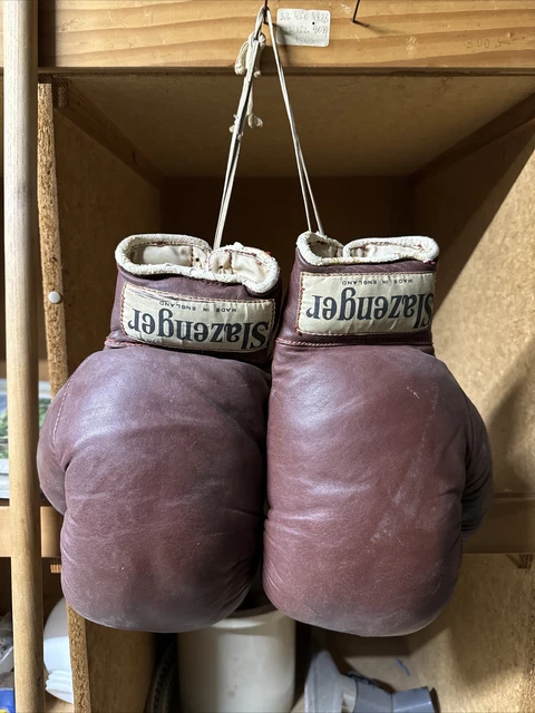 PAIRE GANTS DE Boxe cuir Anciens/Sport Ancien/old boxing glove ...