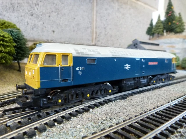 HORNBY BR CLASS 47 loco the queen mother for OO gauge model train set £ ...