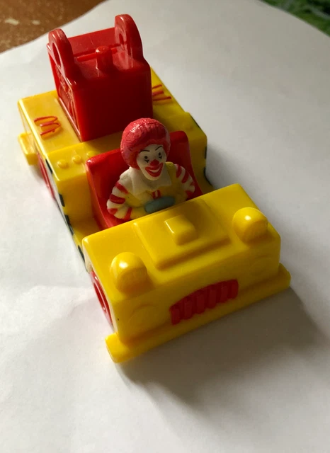MCDONALDS HAPPY MEAL - Yellow firetruck fire engine Ronald McDonald ...