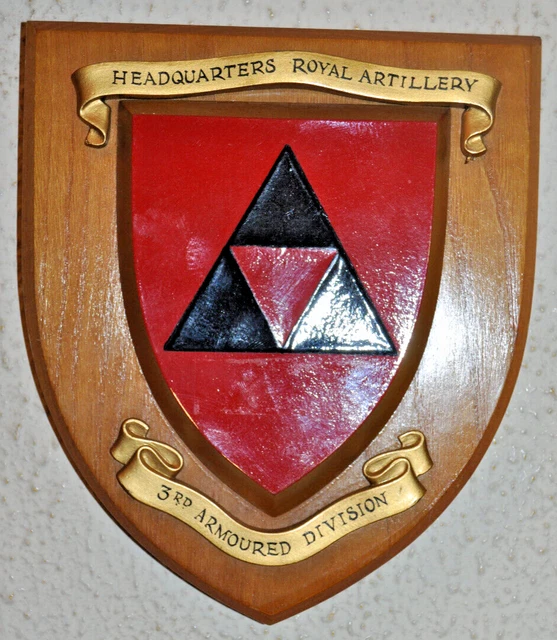 HEADQUARTERS ROYAL ARTILLERY 3rd Armoured Division regimental mess ...