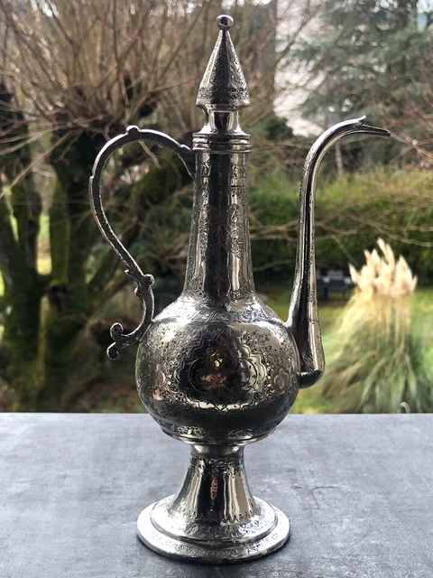 TRÈS BELLE , Ancienne Théière ou Cafetière en argent massif PERSE. EUR ...