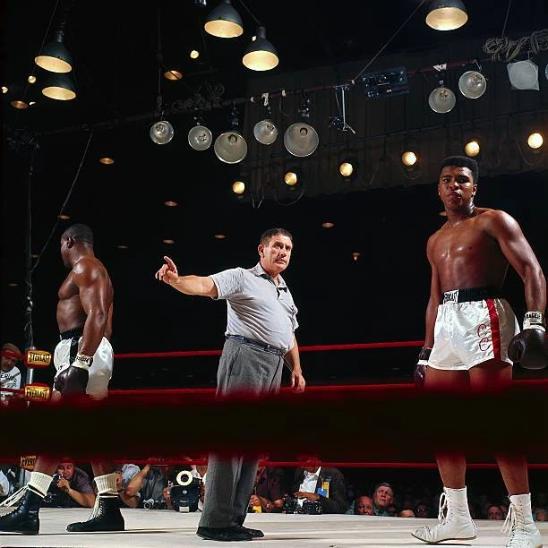 WORLD HEAVYWEIGHT TITLE Muhammad Ali V Sonny Liston 1964 Old Boxing ...