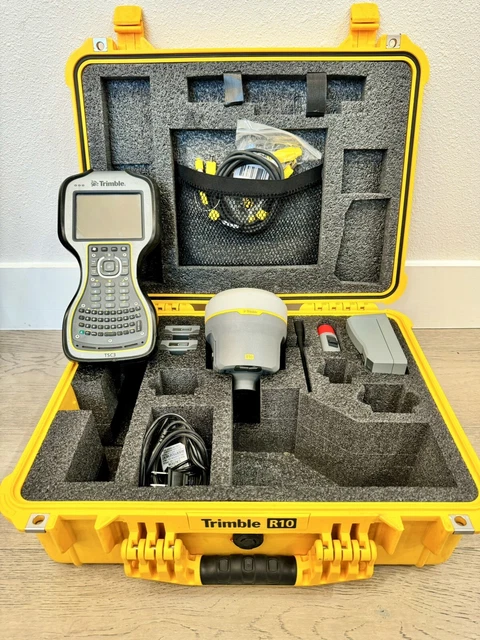 COMO NUEVO TRIMBLE R10 GPS GNSS Kit Receptor UHF 403-473 MHz Radio ...