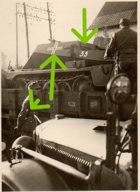 FOTO GEBIRGSJÄGER M. Schützenpanzerwagen Halbkette Eisenbahn Waggon ca ...