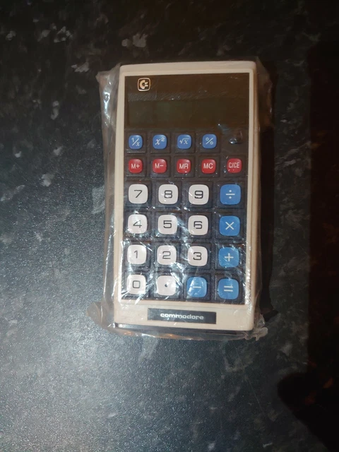 COMMODORE SOLID STATE Electronic Calculator Custom Green Line NOS £45. ...