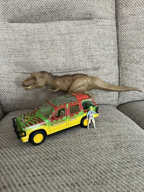 JURASSIC PARK LEGACY Collection Tyrannosaurus Rex Escape Ford Explorer ...