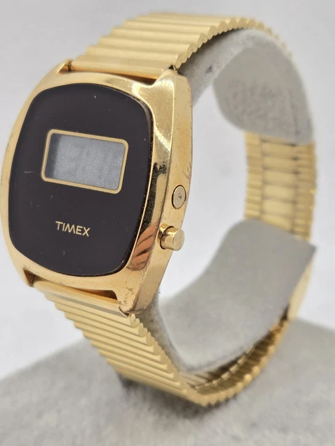 VINTAGE TIMEX F CELL Gold Tone Quartz Digital Men's Watch Running ...