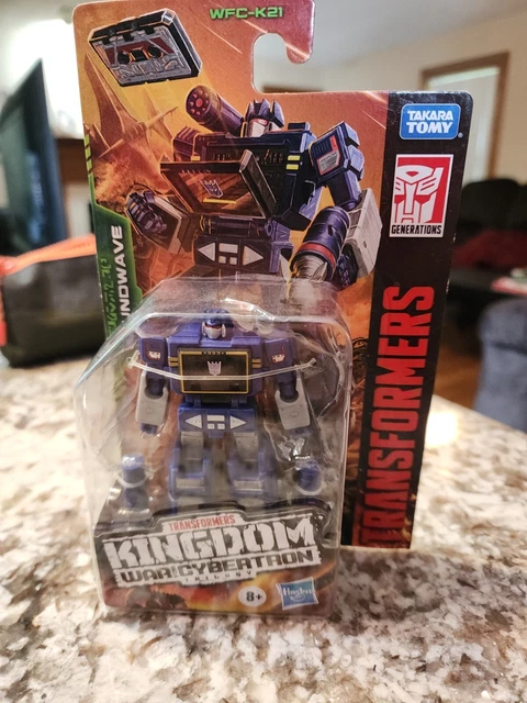 HASBRO TRANSFORMERS GENERATIONS WFC K21 War For Cyber Soundwave Action ...