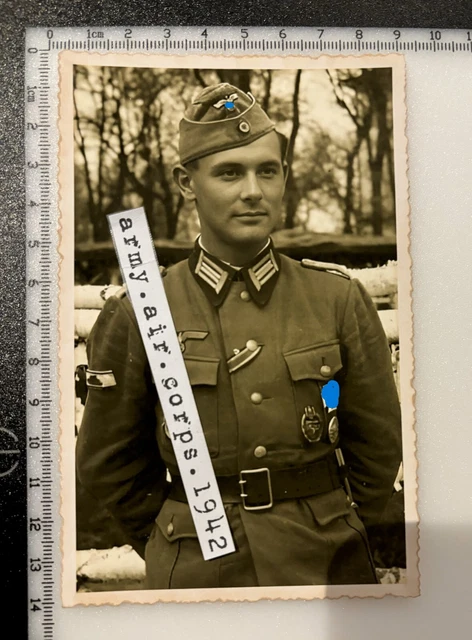 WW2 REPRO PHOTO Foto Portrait Wehrmacht Panzerknacker Medals Badges ...