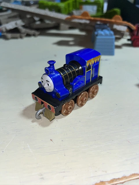 THOMAS AND FRIENDS Trackmaster Push Along Metal Train Engine - RAJIV £3 ...