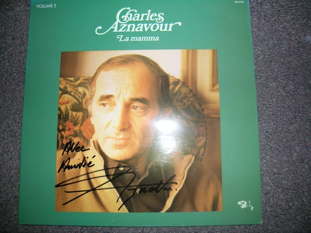 AUTOGRAPHE DÉDICACE ORIGINAL du Chanteur CHARLES AZNAVOUR sur pochette ...