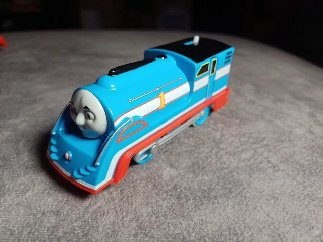 STREAMLINE THOMAS TRACKMASTER Revolution Thomas The Tank Engine Battery ...