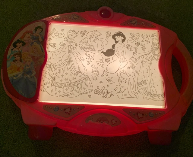DISNEY PRINCESS LIGHT Up Drawing Tracer Box. Trace / Draw Ariel, Jasmin ...