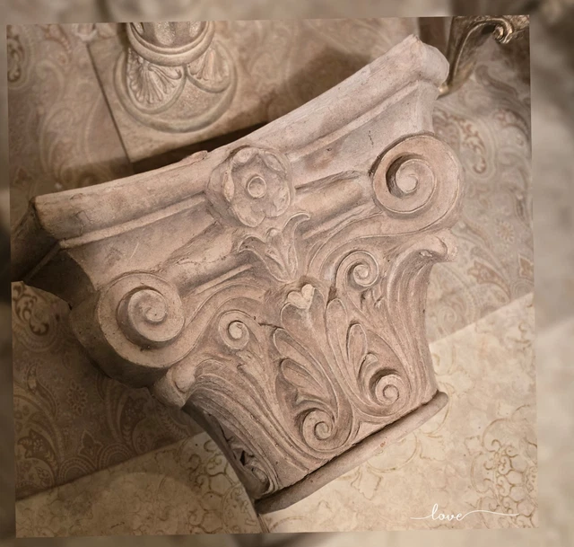 A VINTAGE THEATRE Stage Prop Half Metre Wide Architectural Corbel Made ...