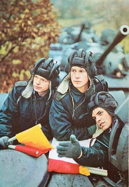 44619 AK DDR Militaire Nva Panzer-Soldaten Le Nva En Gefechtsübung EUR ...