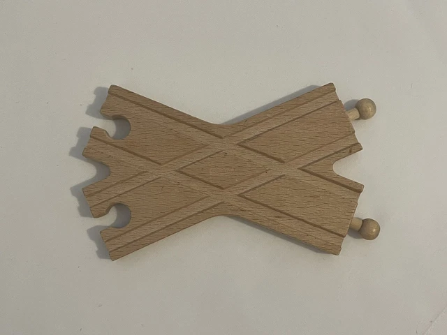WOODEN BRIO CRISS Cross Switch Train Track Piece 33384 Post Discount £8 ...