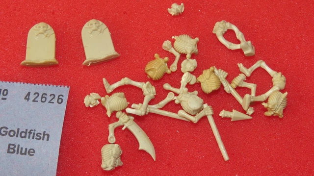 GAMES WORKSHOP WARHAMMER Undead Skeleton Skeletons Weapons Bits GW ...