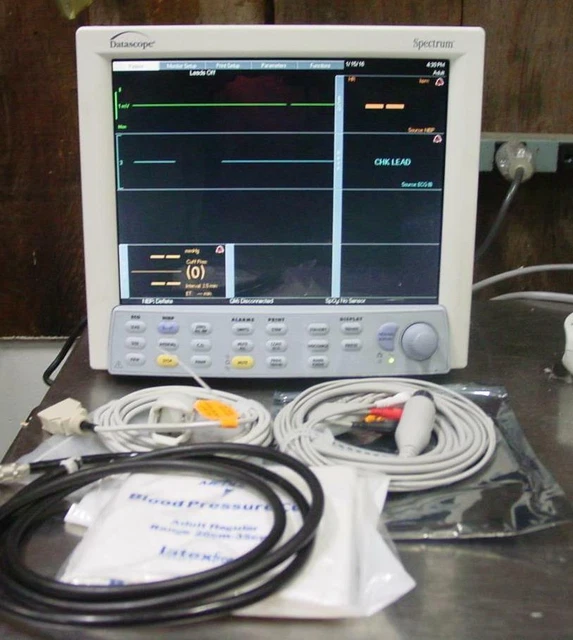 DATASCOPE SPECTRUM PATIENT Monitor ETCO2 co2 ECG Nellcor SpO2 NIBP ...