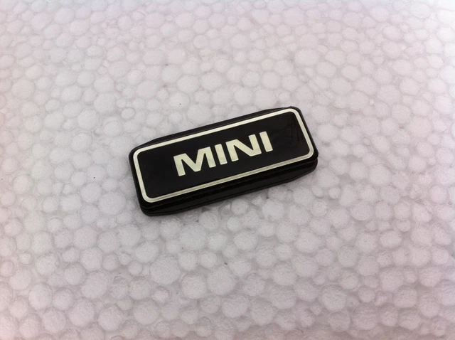 CLASSIC MINI GENUINE ROVER Steering wheel "Mini" Badge £16.50 - PicClick UK