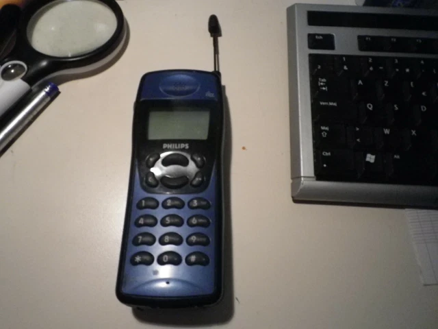 PHILIPS GSM FIZZ EUR 25,00 - PicClick FR