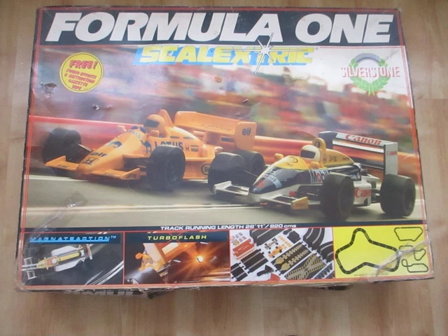 SCALEXTRIC FORMULA ONE racing set complete with working cars £65.00 ...