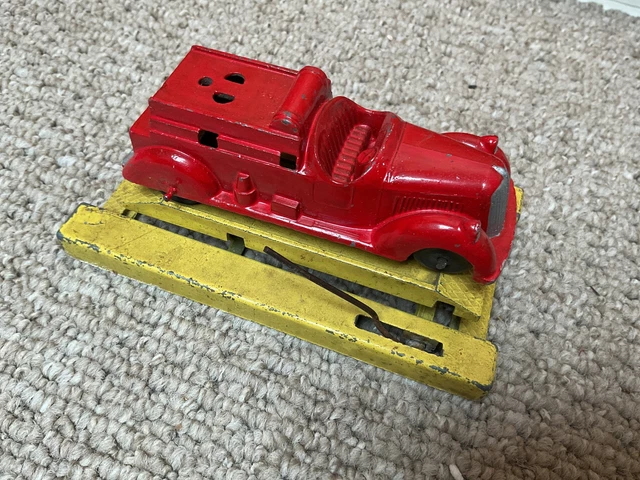 VINTAGE DCMT CRESCENT Toys Ramp And Fire Engine £6.99 - PicClick UK