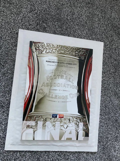 MAN CITY V Stoke City FA Cup Final Programme 2011. £3.30 - PicClick UK