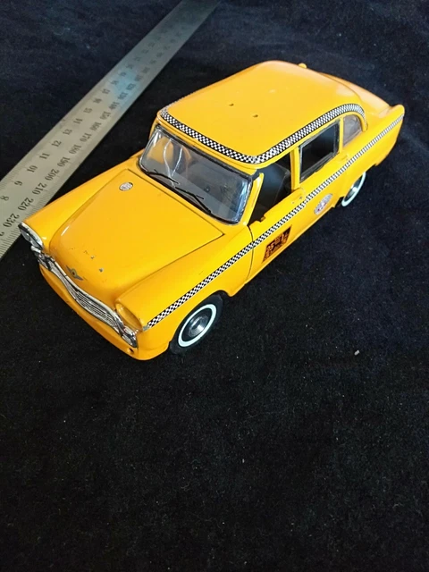 1963 CHECKER TAXI CAB 1/34th Scale ( SS6853} NO BOX Diecast car as is ...