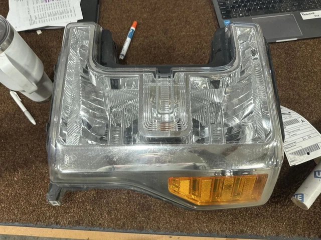 DRIVER LEFT HEADLIGHT Halogen Fits 17 FORD F250SD PICKUP 2078895 $338. ...