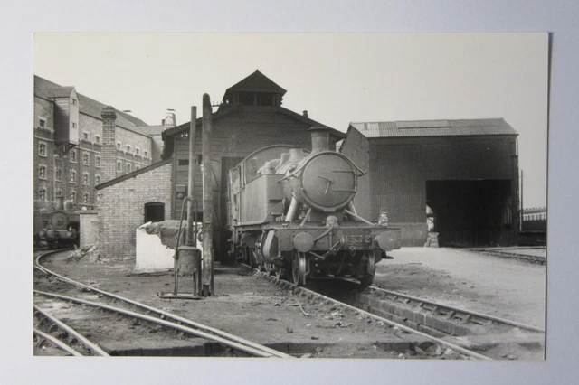 RWY715 - 1949 Steam Locomotive 4572 FROME Railway Yard Shed - Real ...