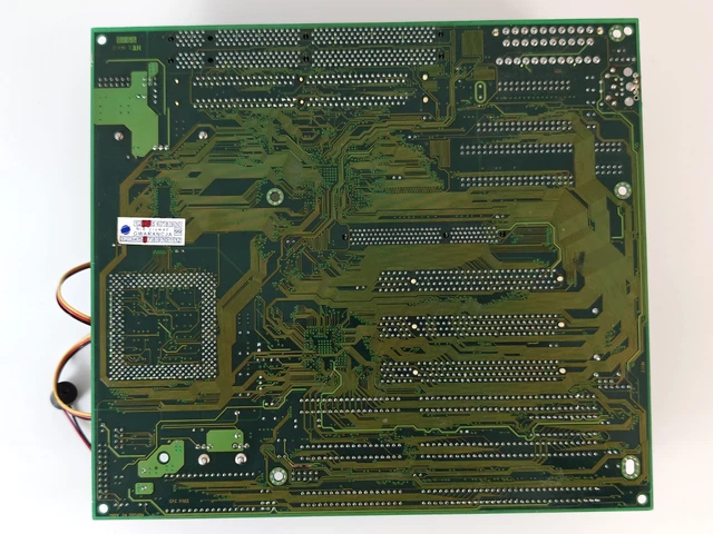 SUPER SOCKET 7 AT ACORP 5ALI61 ALi ALADDiN V AGP 128 MB + AMD K6-2 450 ...