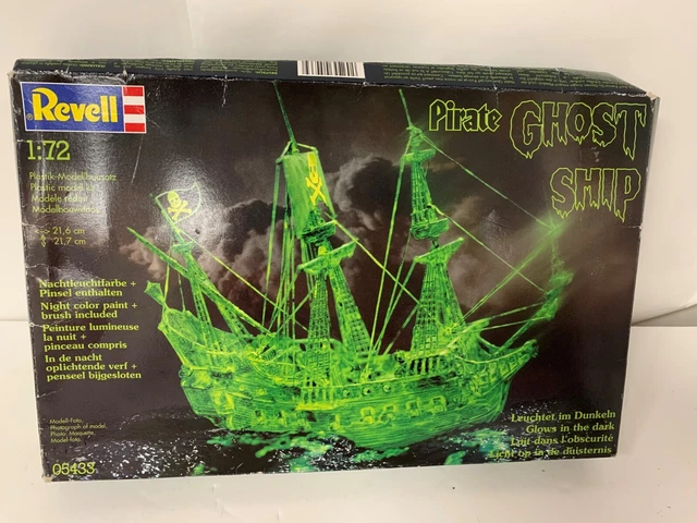 REVELL 05435 1:72 Scale Glow in the Dark Pirate Ghost Ship Plastic ...