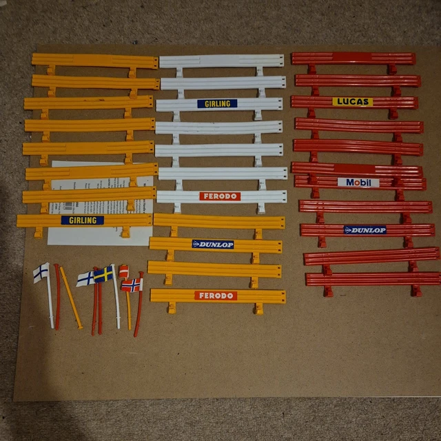 SCALEXTRIC VINTAGE CLASSIC Armco Barriers Borders & flags £4.99 ...