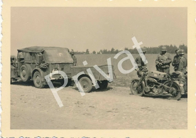 FOTO WK2 SOLDATEN Wehrmacht Stahlhelm Fahrzeuge Krad bike Kennung A1.60 ...