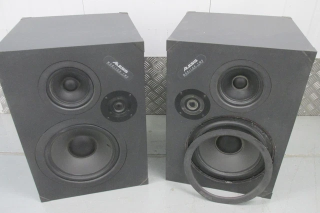 ALESIS MONITOR TWO Studio Monitors (Pair) - Studio Reference Monitor ...