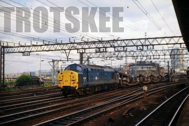 35MM SLIDE BR British Rail Diesel Loco Class 37 37010 Stratford 1981 ...
