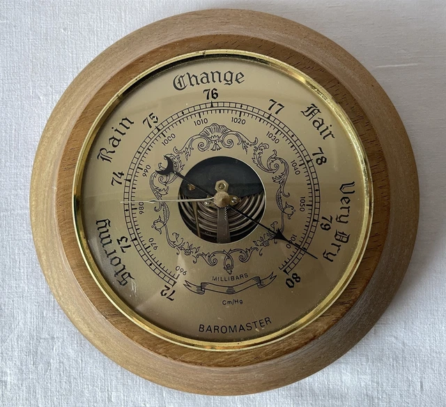 VINTAGE BAROMASTER BAROMETER in 15cm Round Oak Frame Wall Mountable £16 ...