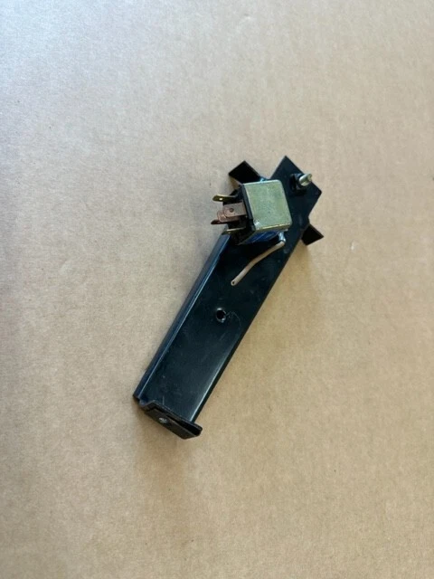 FORD CAPRI mk3 Relay and Mount for under dash board. £18.00 - PicClick UK