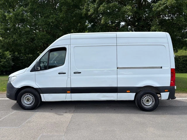2021 MERCEDES-BENZ SPRINTER 85kW 55kWh Progressive Van Auto [80kW ...