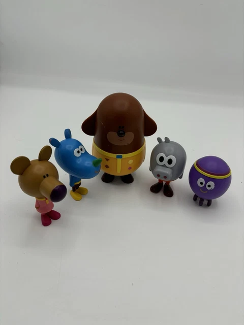 HEY DUGGEE FIGURES Bundle Hey Duggee Toys Plastic Play CBeebies Cake ...