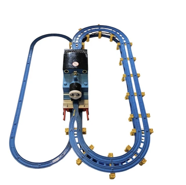 TOMY TOMICA WORLD Giant Thomas The Tank Engine Thomas And Friends Track ...