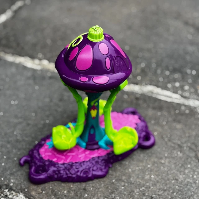 ZELFS TOADSTOOL TWIRL & Swing Playset Unit Kids Toy Carousel *No Zelf ...