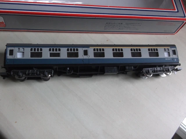 LIMA 305315W, 'OO' BR Mk1 Corridor Composite Coach, Blue/Grey' Boxed ...