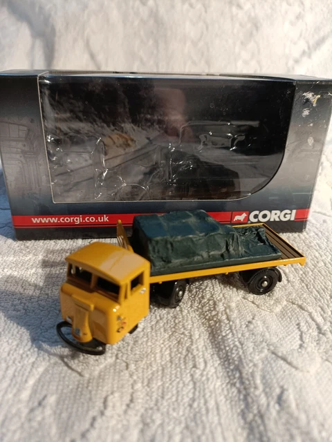 CORGI TRACKSIDE MODEL Scammell Mechanical Horse Flatbed/Load ...