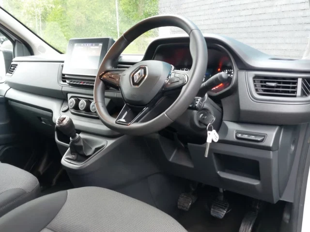 2024 RENAULT TRAFIC LL30 Blue dCi 130 Advance [Safety] Van Van Diesel ...