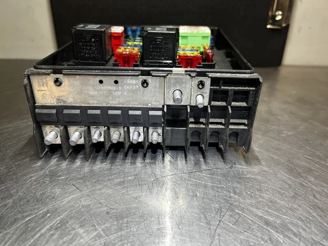VW SCIROCCO MK3 Main Relay Fuse Power Distribution Box 1K0937125B £24. ...