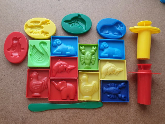 MODELLING CLAY BUNDLE of Moulds, tools, plunger items. Kids activities ...