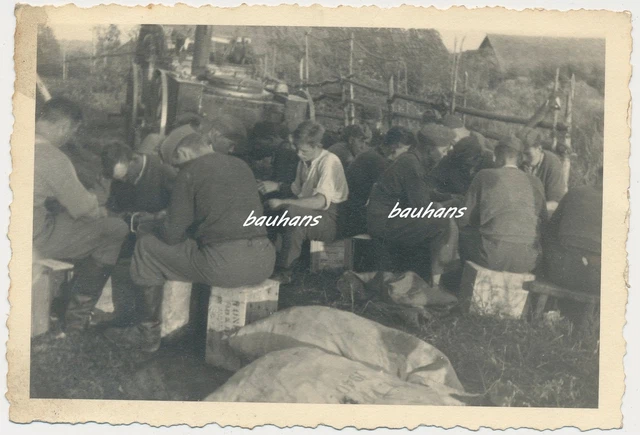 FOTO RUSSLAND-SOLDATEN,GULASCHKANONE, FELDKÜCHE, Wehrmacht 2.WK (f357) EUR 5,00 - PicClick DE